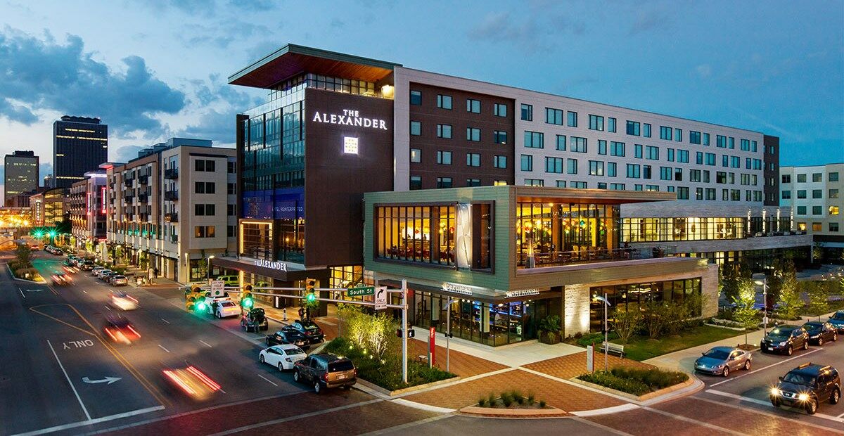THE ALEXANDER INDIANAPOLIS | GREAT PRICES, BOOK AND SAVE