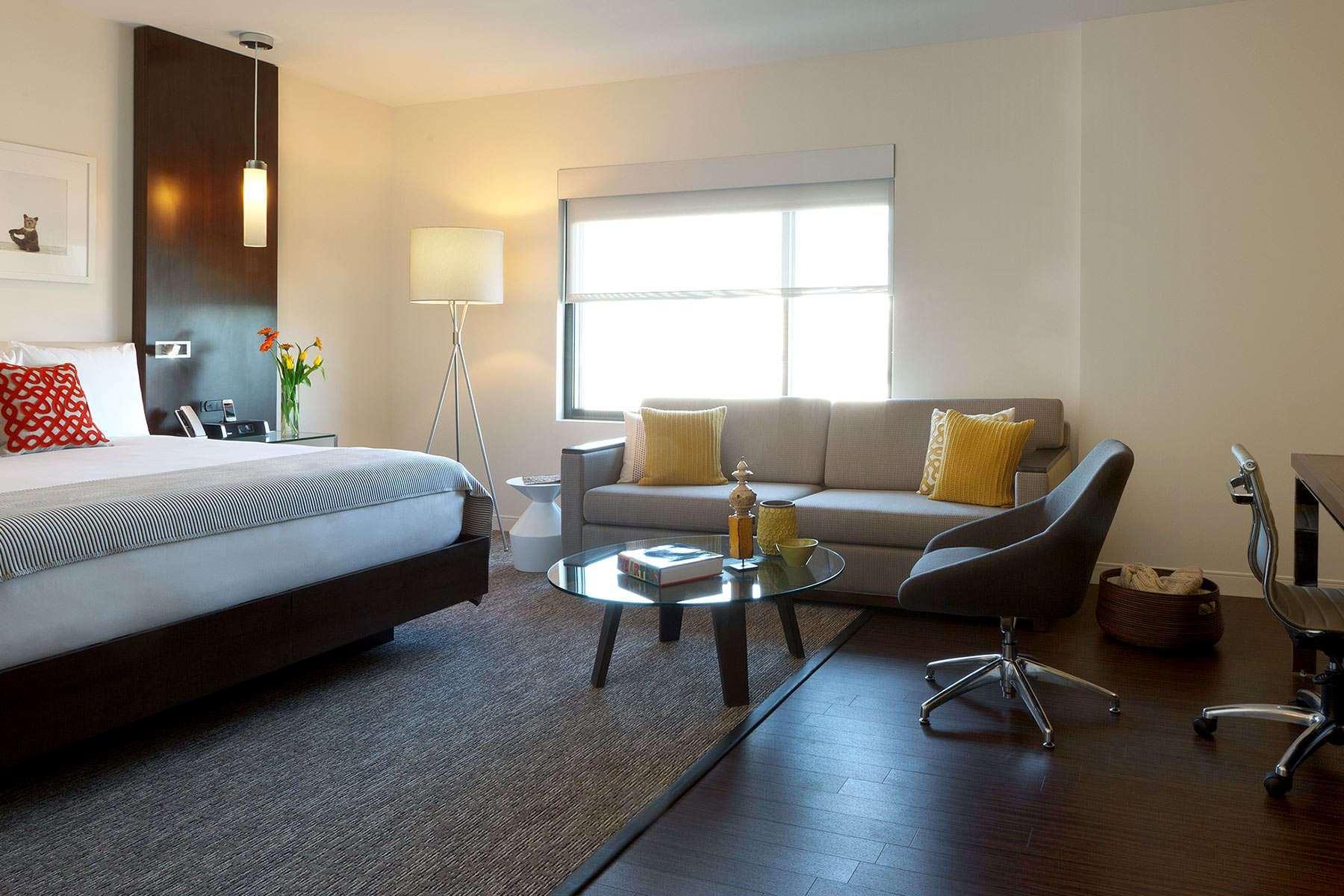THE ALEXANDER INDIANAPOLIS | GREAT PRICES, BOOK AND SAVE